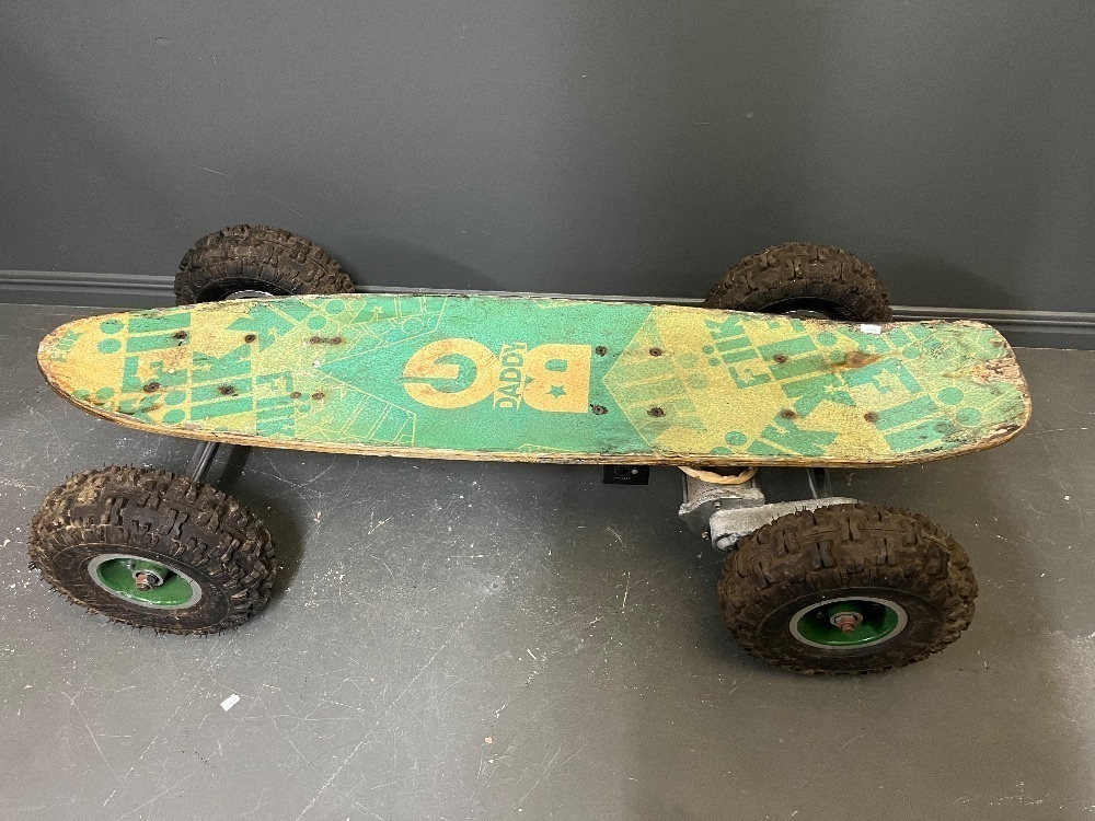 Electric skateboard designed by Fiilk