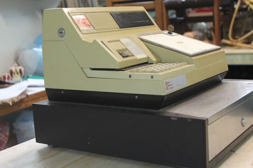 Vintage Kingtron Electronic Cash Register