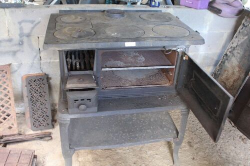 Furphy Dover No.8 Cast Iron Wood Stove in Working Order - Needs Minor ...