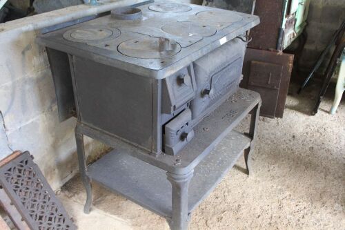 Furphy Dover No.8 Cast Iron Wood Stove in Working Order - Needs Minor ...