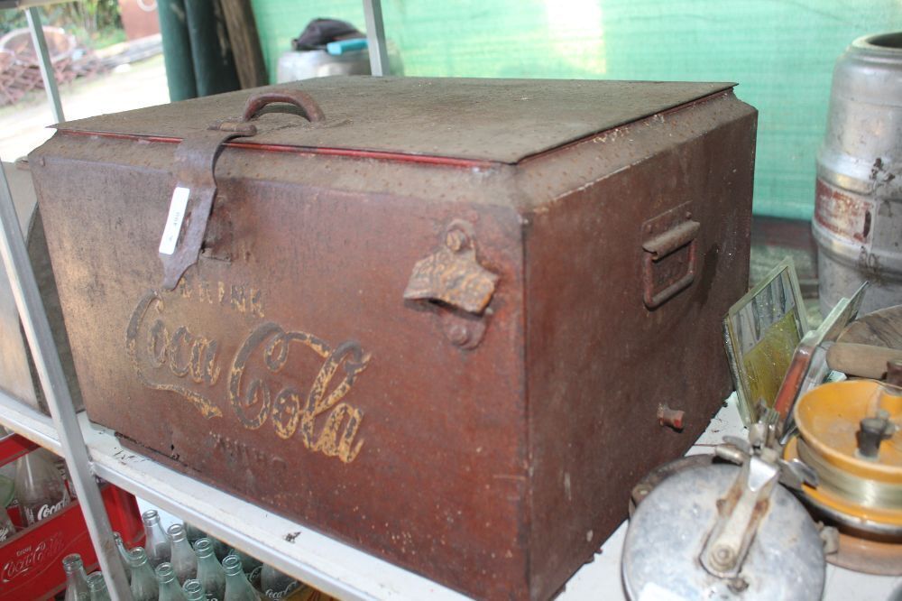 Original Vintage Coca Cola Esky - For Restoration - Rusting at Base