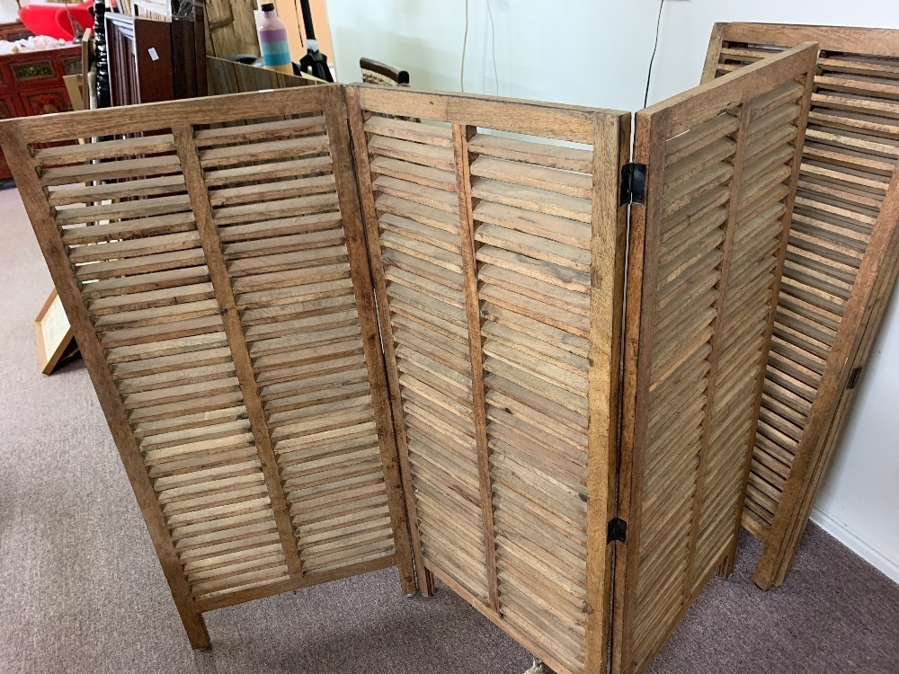 2 x Teak 3 Part Half Height Folding Louvre Screens