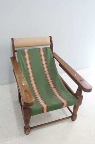 Vintage Timber Squatters Chair