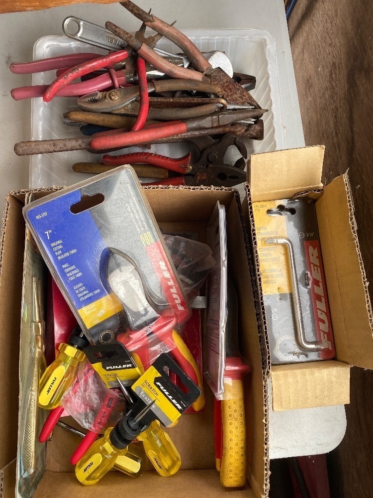 Mixed tool selection