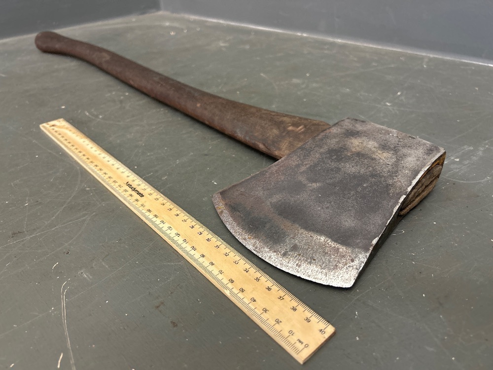 Vintage Axe marked Brades England 565
