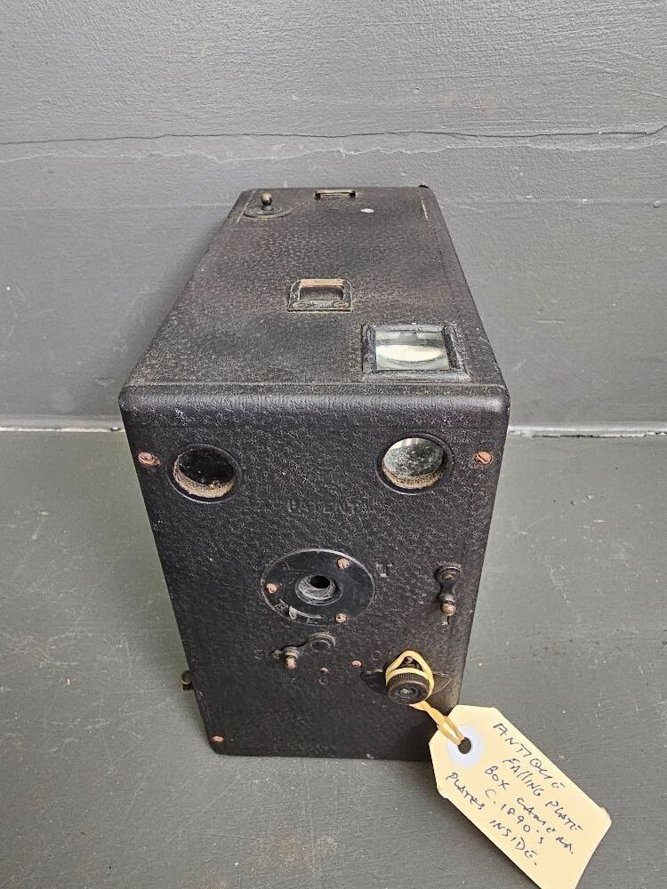 Antique Falling Plate Box Camera C.1890s - Plates Inside