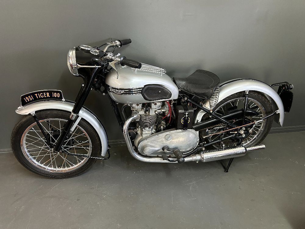 Triumph T100 1951 - 500cc Twin - Restored and running - Chassis no. 6858N