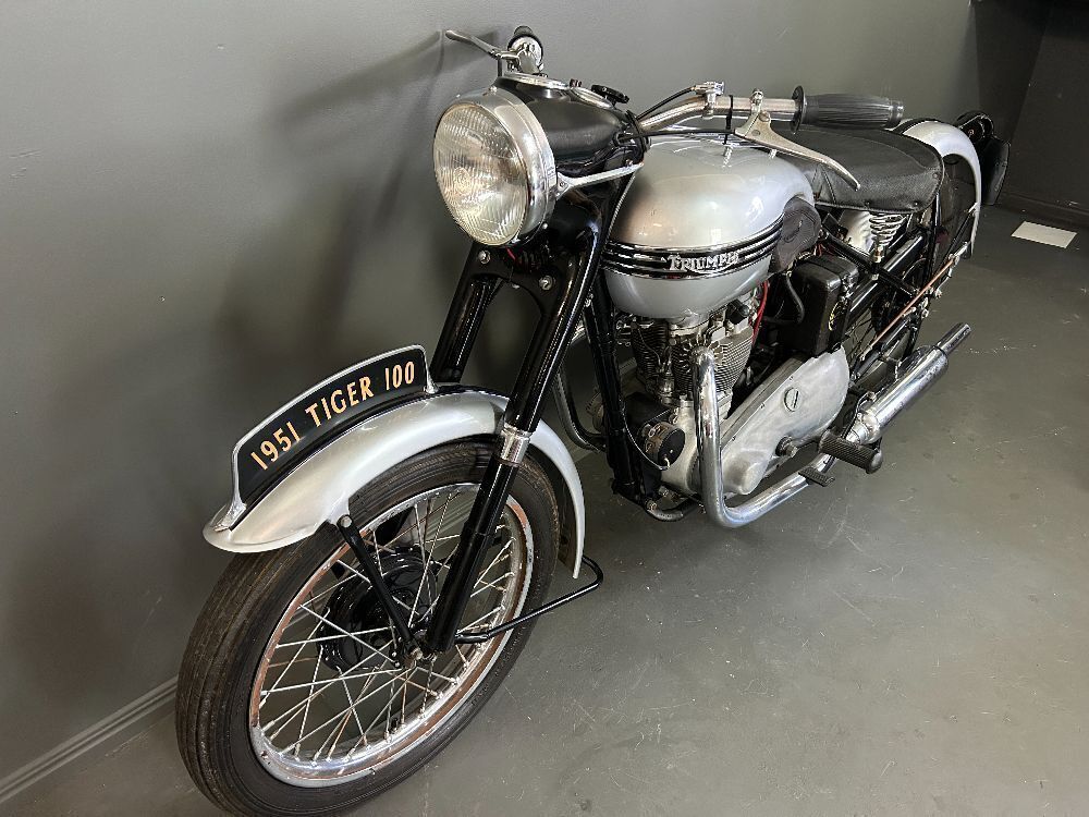Triumph T100 1951 - 500cc Twin - Restored and running - Chassis no. 6858N